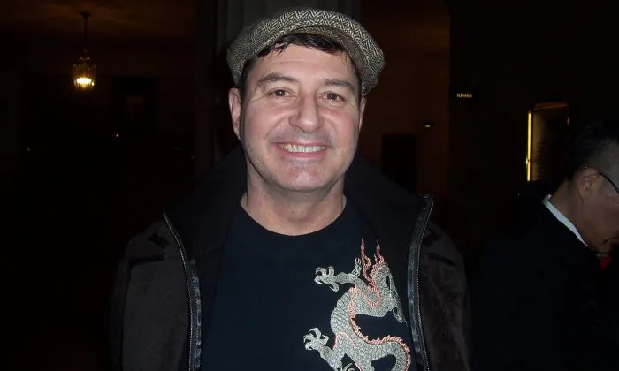 Documentary Filmmaker Touched by the ‘Sincerity of the Performers’