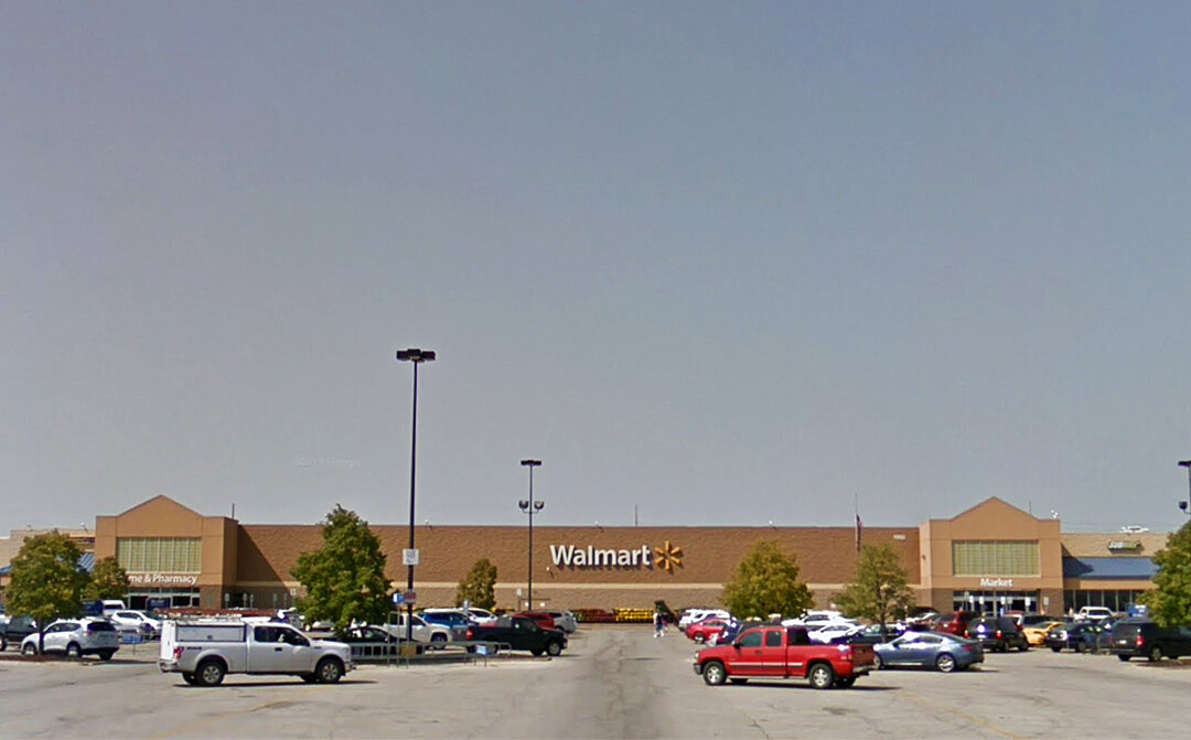 Young Man Shocks Older Veteran, Other Shoppers at Iowa Walmart | The ...