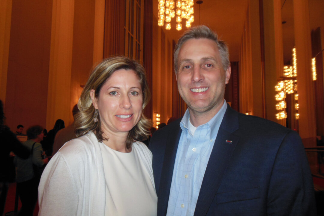 Shen Yun’s Erhu ‘Made Us Feel Good and Relaxed,’ Attorney Says | The ...