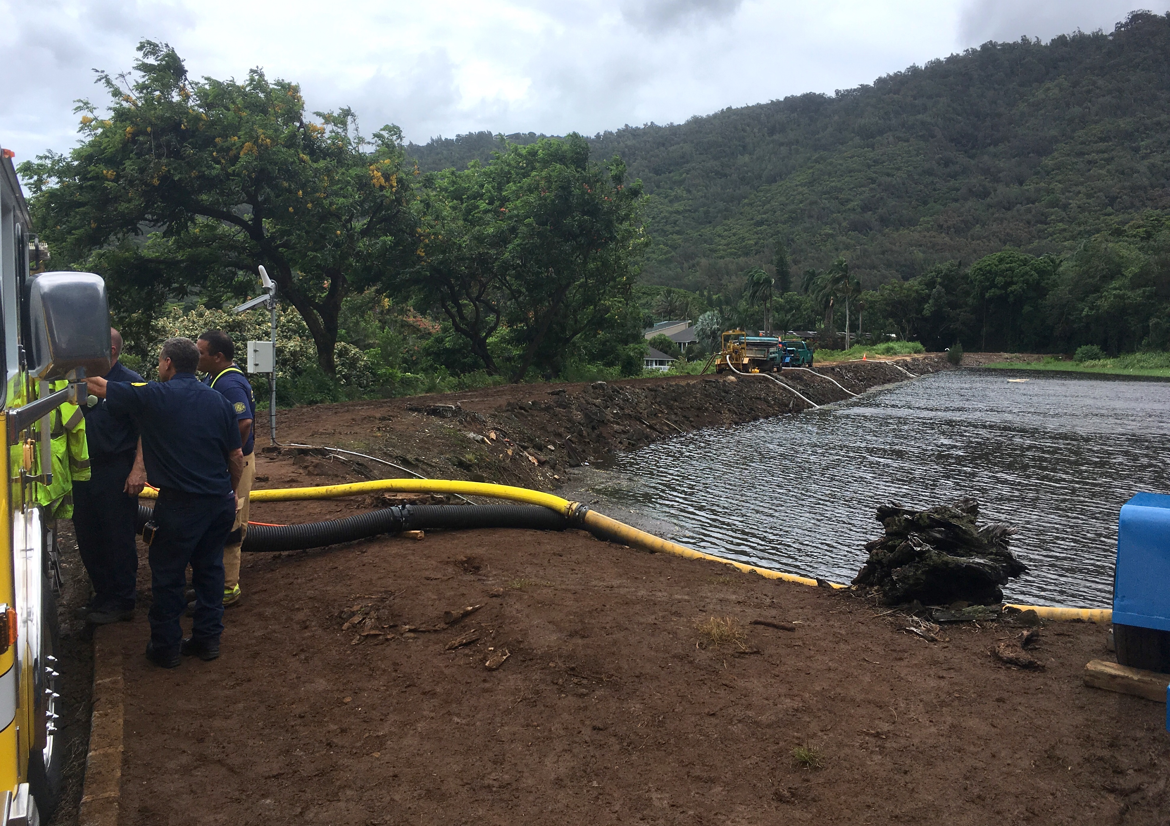Honolulu Warns Residents After Storm Swells Dam Water Levels | The ...