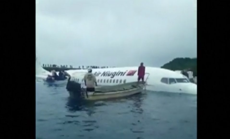Passengers Rescued From Plane After Crash-Landing in Lagoon: Video ...