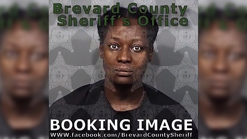 Mother Allegedly Throws Pepper in Eyes of Alleged Bullies | The Epoch Times