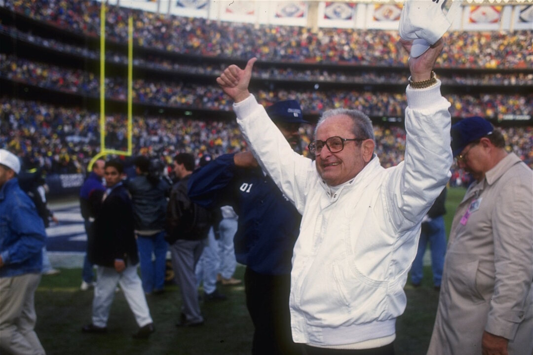 Los Angeles Chargers Owner Alex Spanos Dies at 95 | The Epoch Times