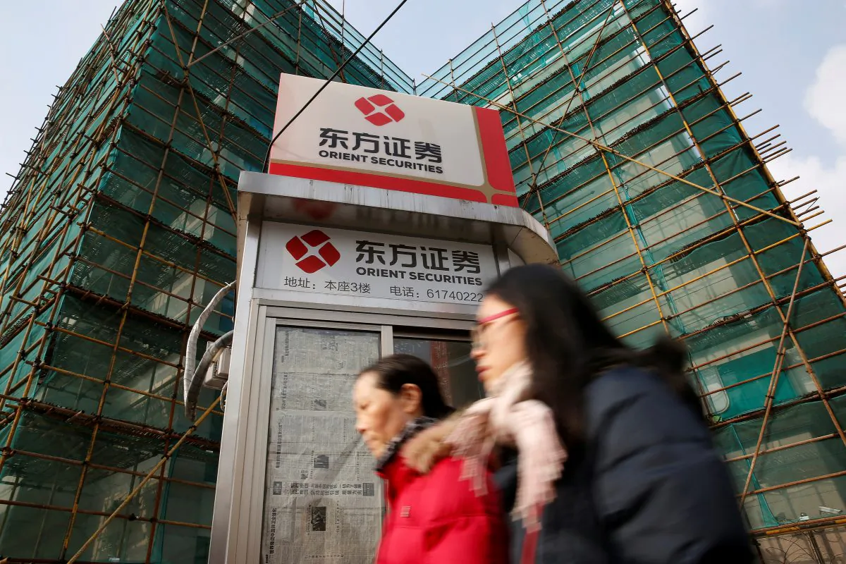 In China, Response to Pledged Share Meltdown Stirs Concern