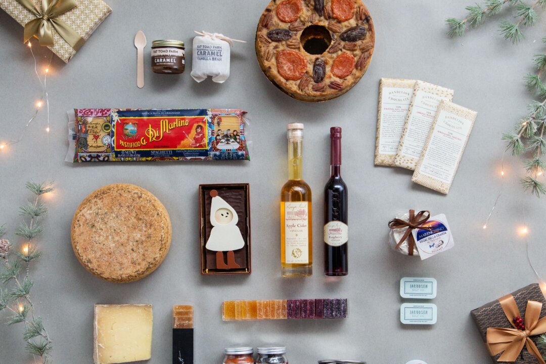 A Holiday Gift Guide for Food Lovers | The Epoch Times