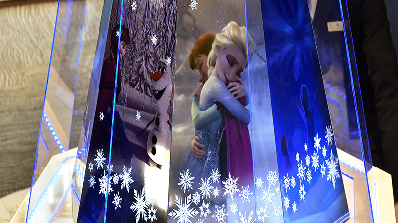 Frozen 2: Disney’s Teaser Trailer Shows Our Beloved Heroes on the Brink ...