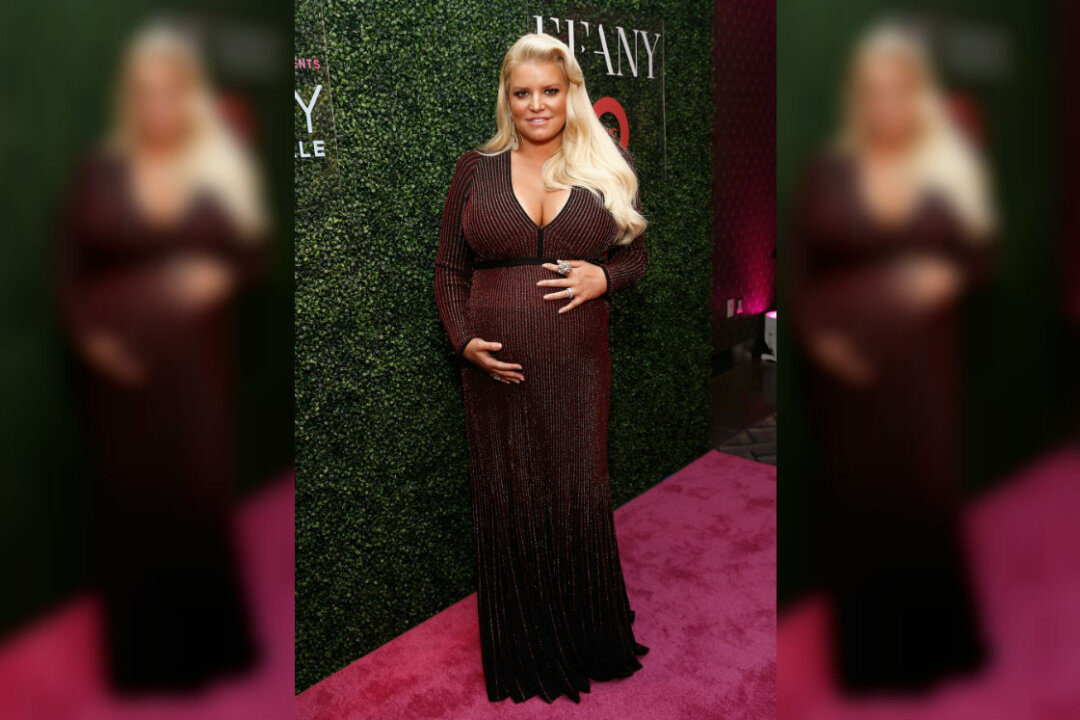 Jessica Simpson and Husband Eric Johnson Welcome Baby No. 3 | The Epoch ...