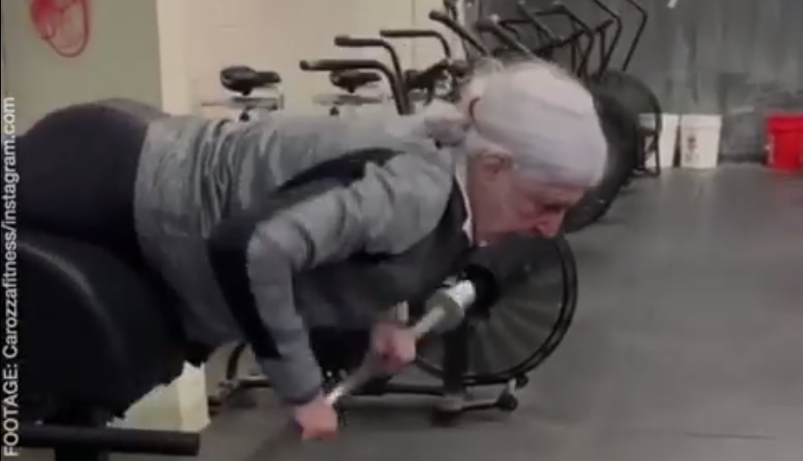 72-Year-Old Grandma Becomes Famous When Videos of Her Powerlifting at ...