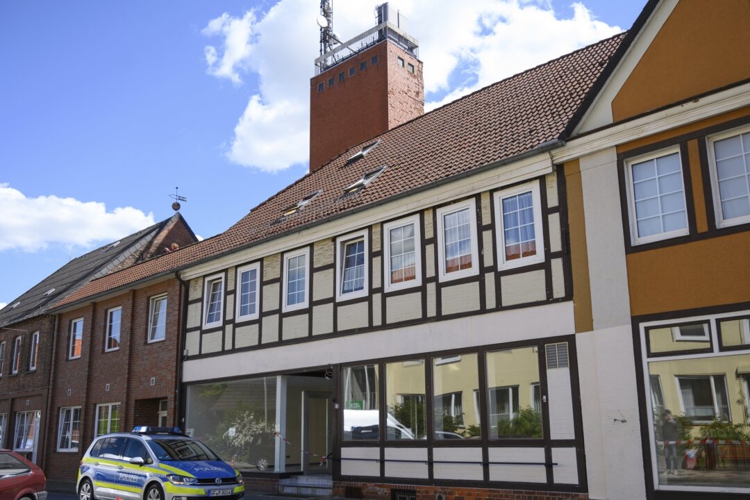 5 People Who Died From Crossbow Wounds Believed to Be Part of a ...