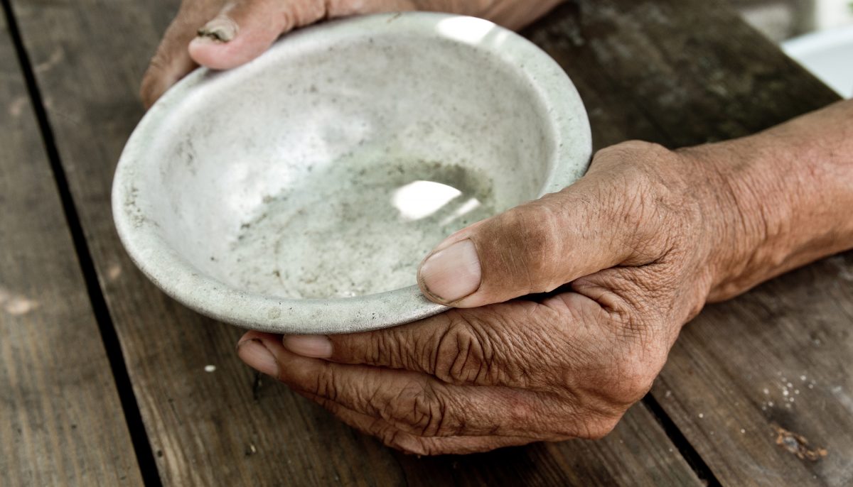 Viral Photo of Starving Homeless Man Ends Up Solving a 7-Year Mystery