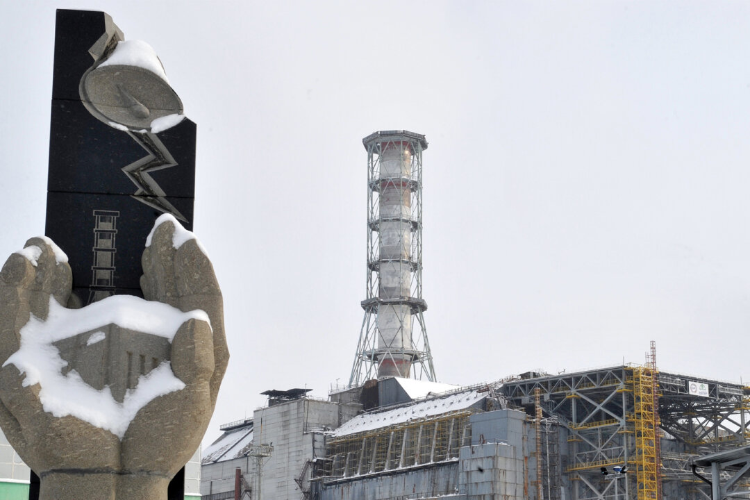 Haunting Photo Taken From the Bowels of Chernobyl Shows Horrifying ...