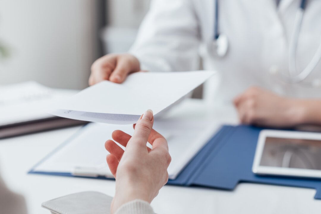 New Jersey Dentist Suspended After Death of Patient, 14 Sickened by ...