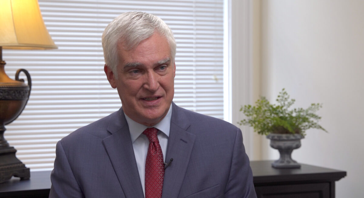 Trump Whistleblower Complaint Damaging WH-Intel Community Relationship ...