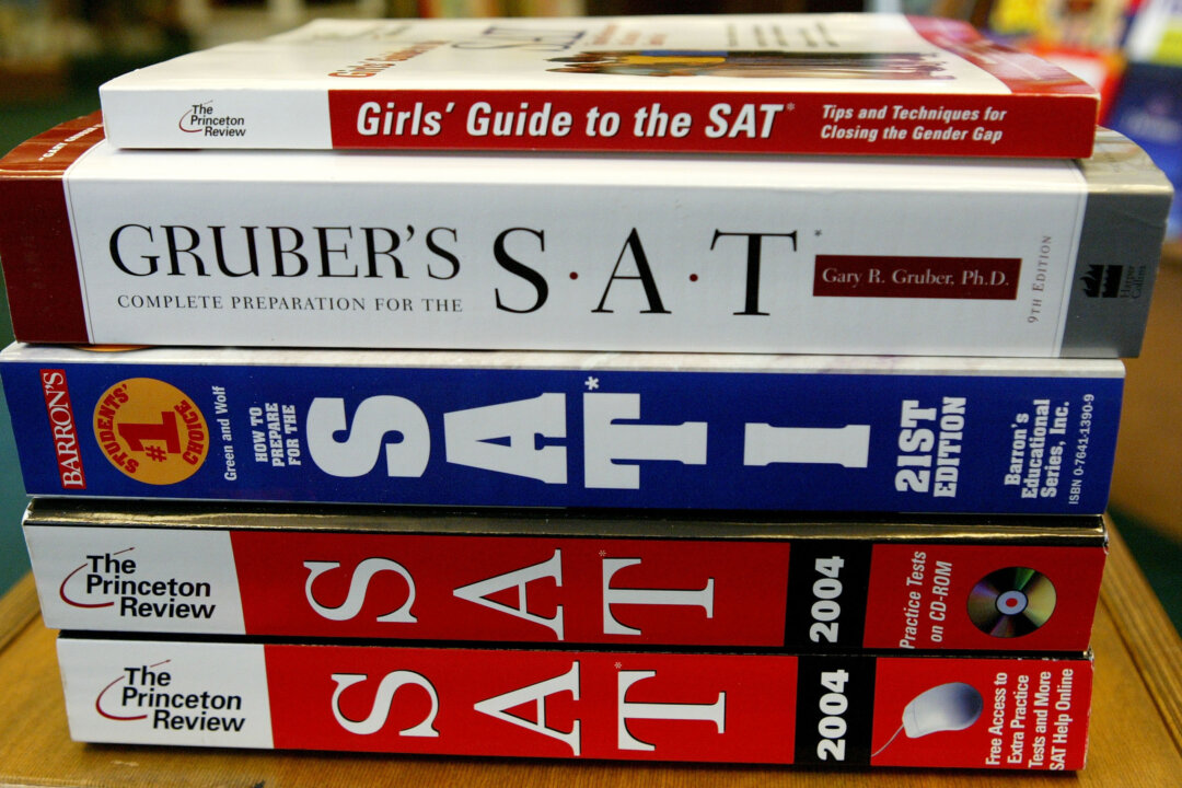 SAT Goes Fully Digital and ‘Adaptive,’ Here’s What to Know | The Epoch ...