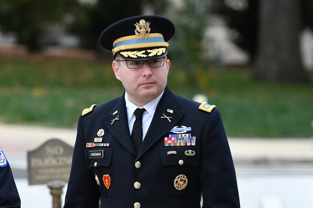 Questions for Lt. Col. Vindman | The Epoch Times