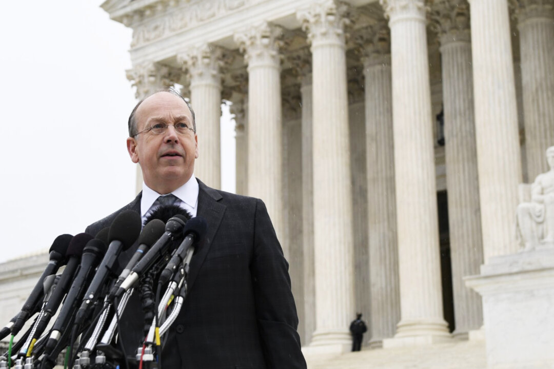 Supreme Court May Put Administrative State on Chopping Block in Upcoming Term, Lawyers Say | The ...