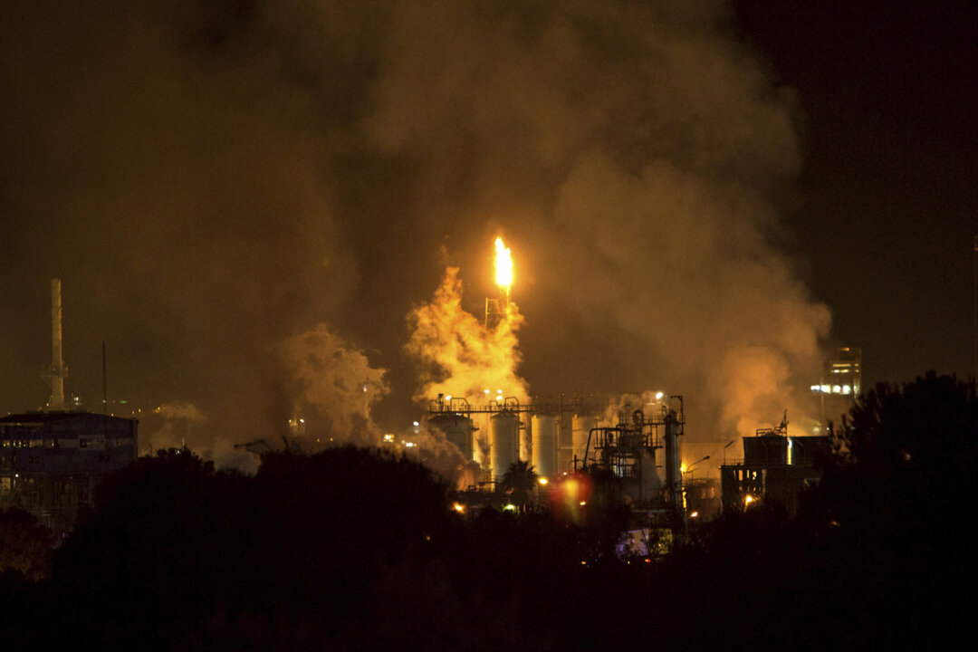 Spain: Chemical Plant Explosion Kills 1, Injures at Least 6 | The Epoch ...