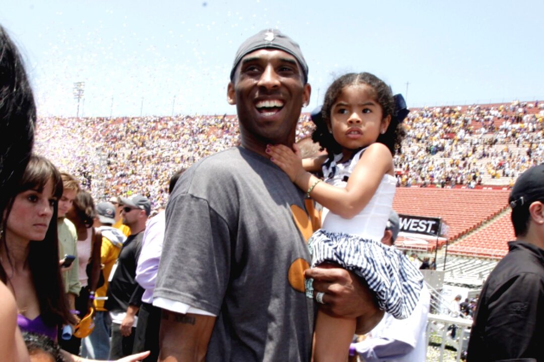 Basketball Coach Christina Mauser Identified as Victim in Kobe Bryant ...