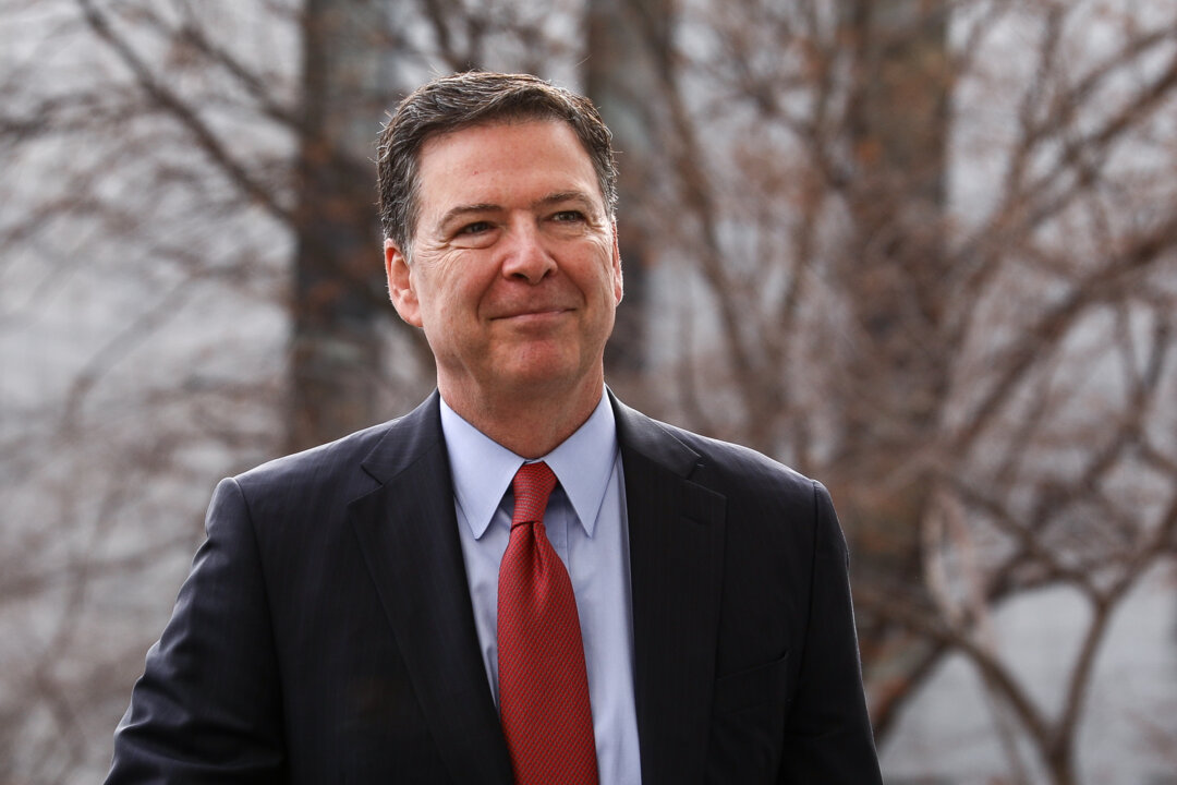 ‘It Has to Be Joe Biden,' Says Former FBI Director Comey on 2024 Race ...