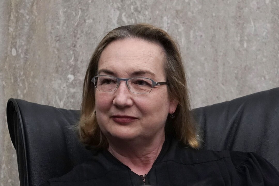 Judge Claimed Trump Might Flee If He Learned of Secret Order | The ...