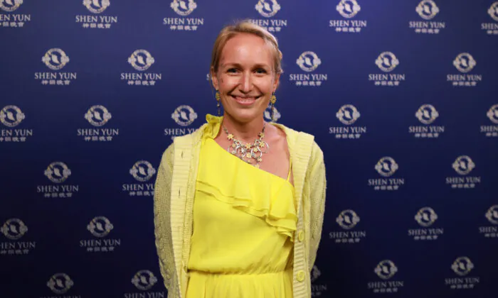 Artist Says She ‘Can’t Wait Next Year to Come Again’ After Seeing Shen ...