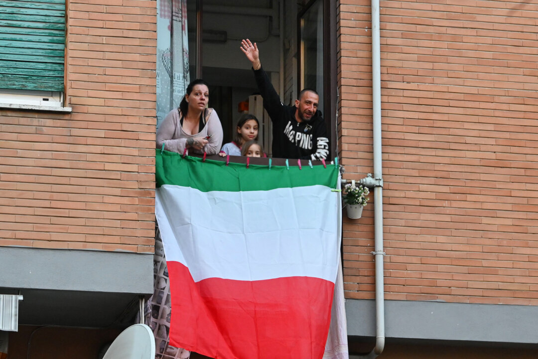 Italian Neighbors Lean Out of Their Windows to Sing Together During ...