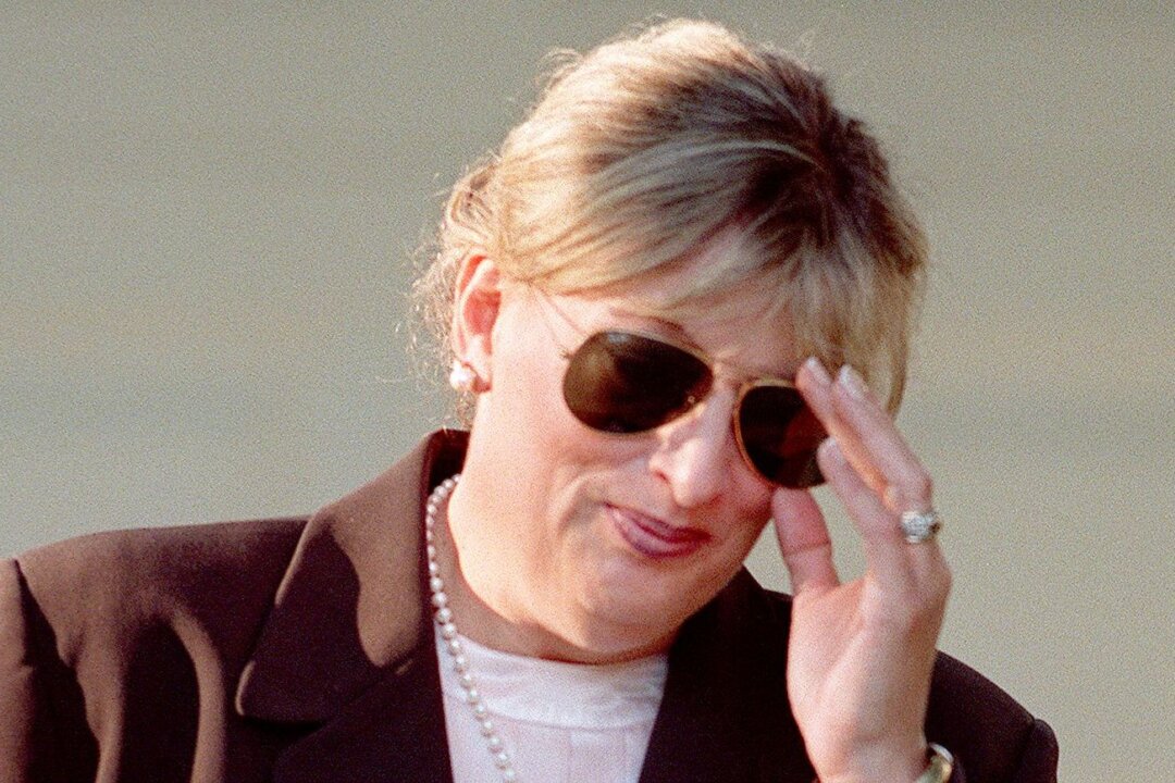 Linda Tripp, Key Figure in Bill Clinton Impeachment, Dies at 70: Family ...