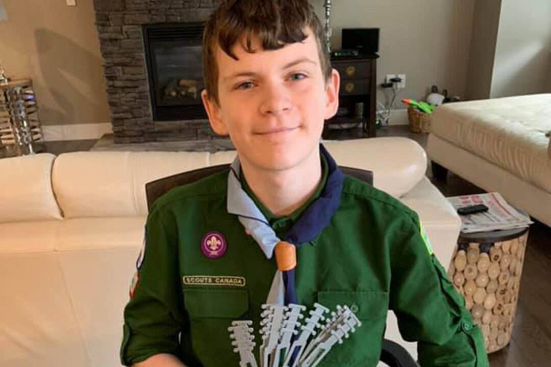 Boy Scout Uses 3D Printer to Make Mask ‘Ear Guards’ for Hospital Staff ...