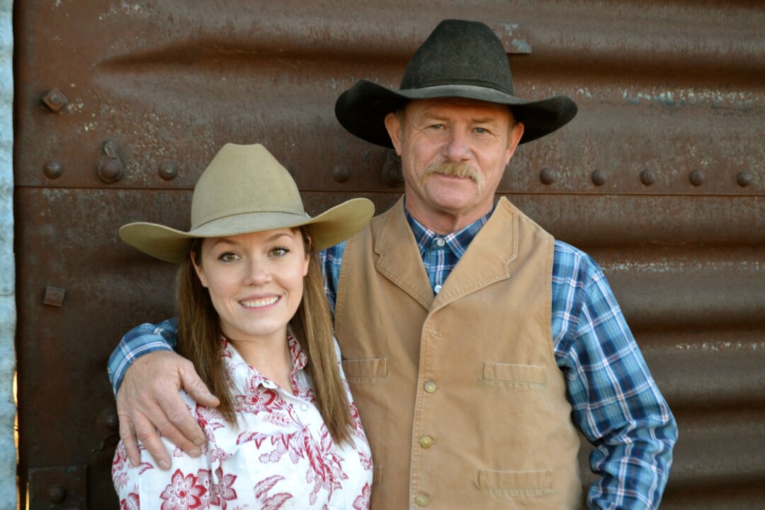 Cowboy Cook Kent Rollins Shares His ‘Perfect Recipe for Happiness ...