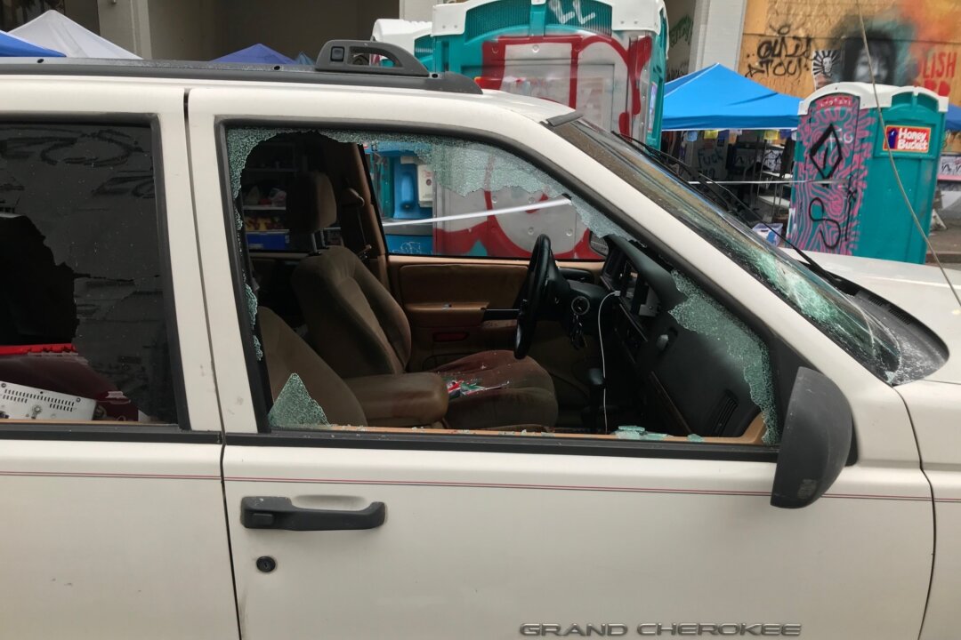 Police Union Official: Governor Should Intervene After Deadly Seattle ...