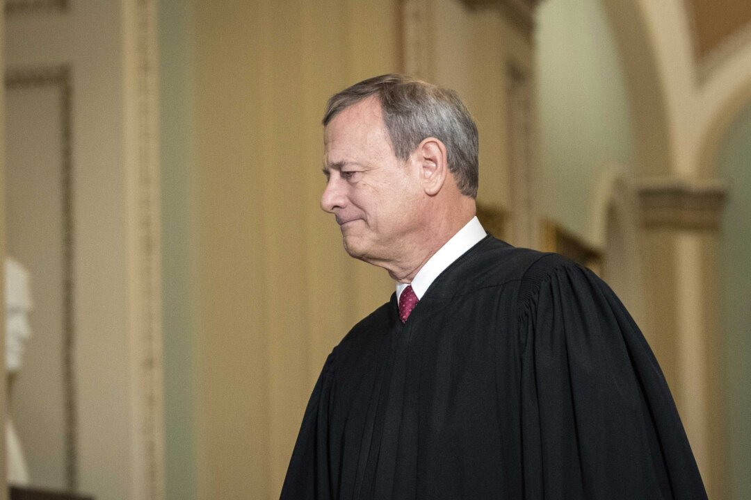Supreme Court Chief Justice John Roberts Appoints New Chief of Staff ...