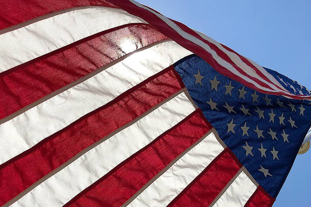 Green Beret Designs First-Ever Fireproof American Flag Made of Kevlar ...