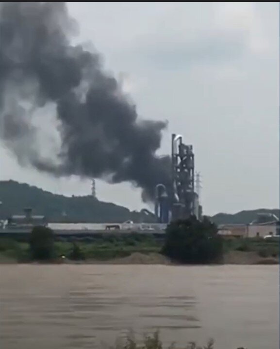 2 Days After Flooding, Leshan Residents Flee Chemical Gas Leak | The ...