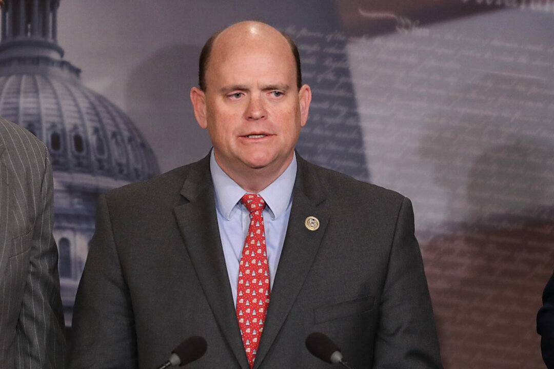 NY Rep. Reed Apologizes After Sexual Misconduct Claim, Says He Won’t ...