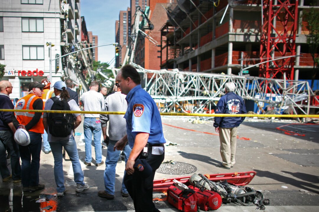 22 Injured After Cranes Collide in Austin, Texas, Official Says | The ...
