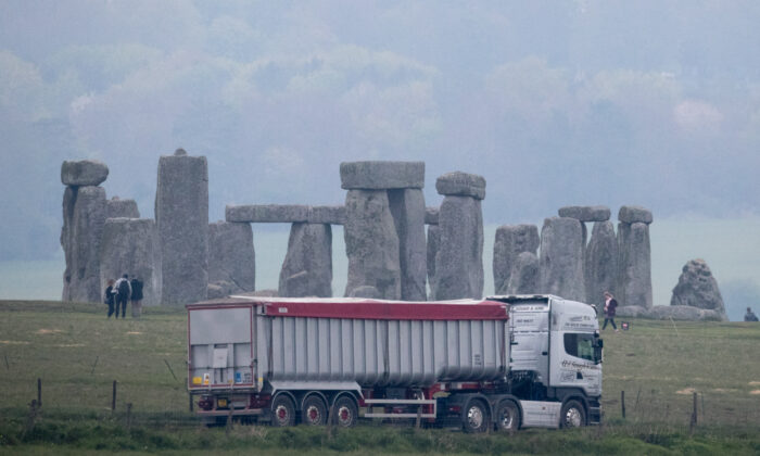 Stonehenge Tunnel Delayed After Campaigners Win Right to Appeal ... Stonehenge Tunnel Delayed After Campaigners Win Right to Appeal ...