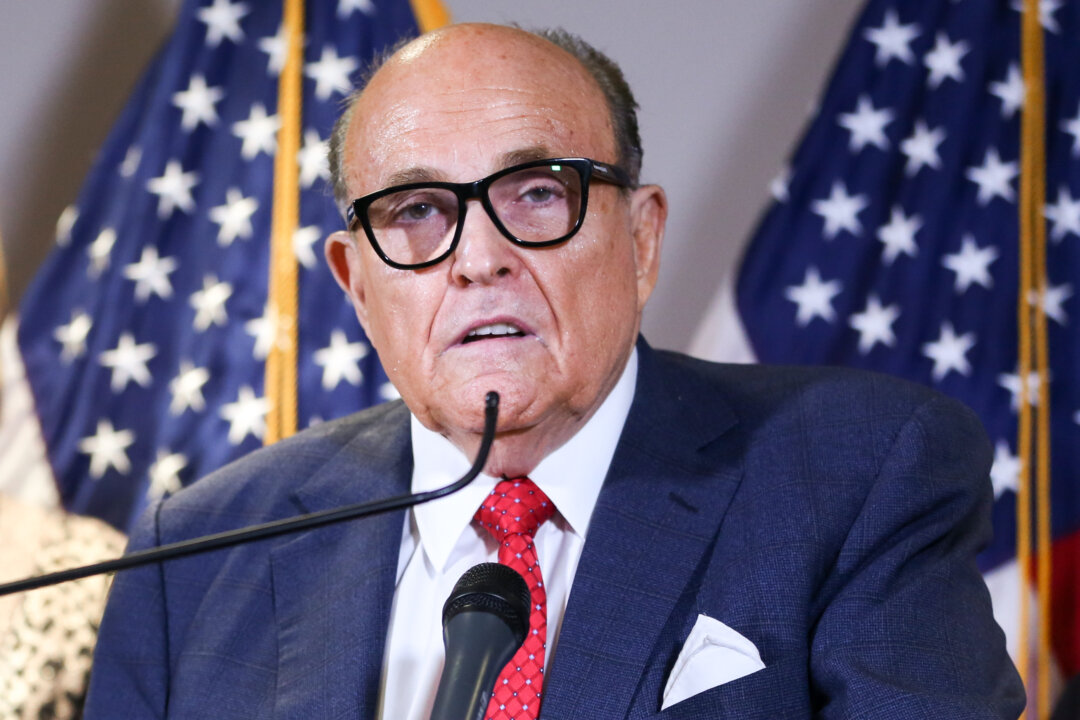 Giuliani: Attorney Sidney Powell ‘Does Not Speak for the President ...