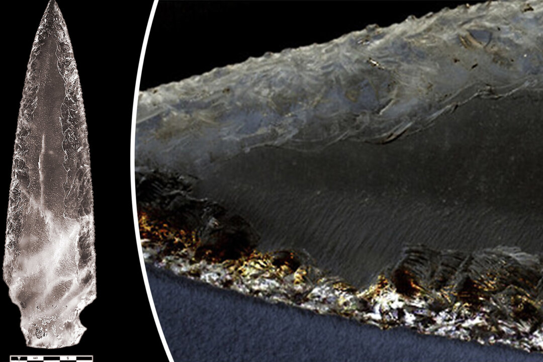 Archeologists Unearth 5,000-Year-Old Crystal Dagger in Chieftain’s Tomb ...