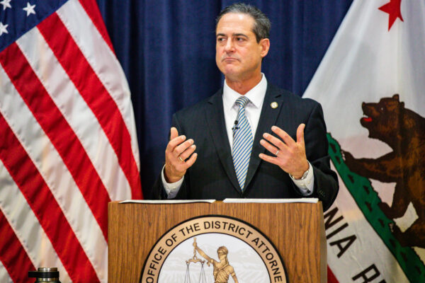 Orange County DA Calls for End to Mass Incarceration, Police Chokeholds ...
