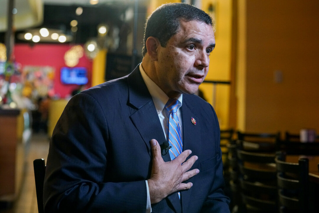 Longtime Congressman Carjacked at Gun Point Near US Capitol: Officials ...