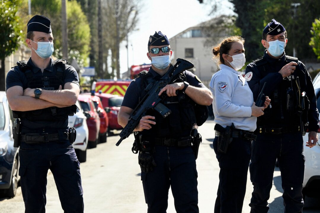 French Leaders Condemn Terrorist Attack After Policewoman Stabbed to ...