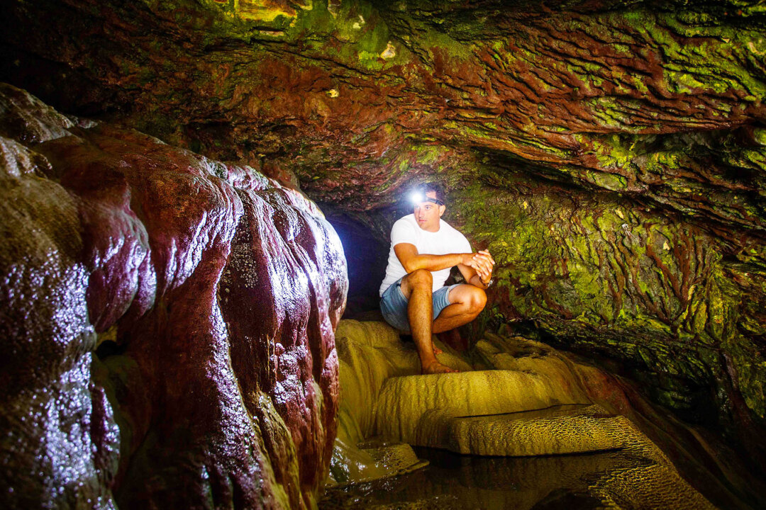 Stunning Photos Reveal Inside Rainbow-Colored Cave in Britain Thought ...