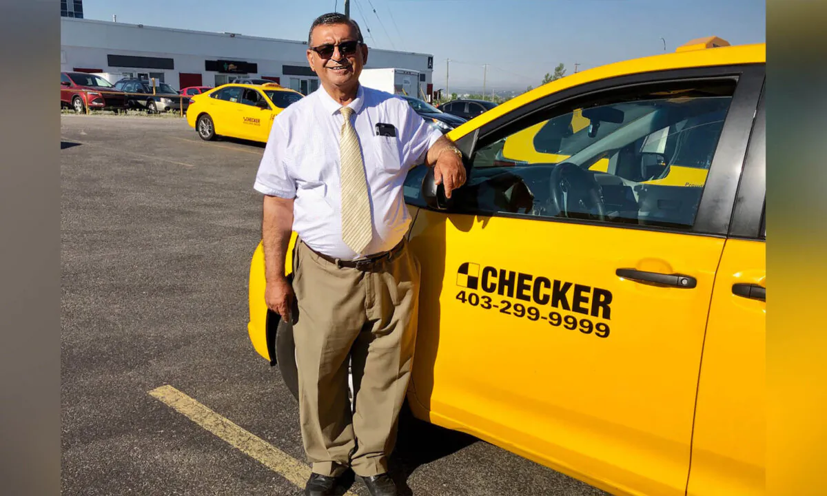70-Year-Old Taxi Driver Delivers Groceries for Dozens of Seniors for 15 ...