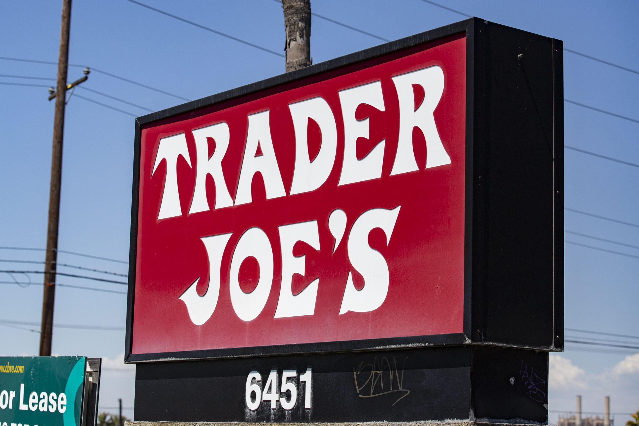 Fire Risk Prompts Trader Joe’s to Recall Scented Candles