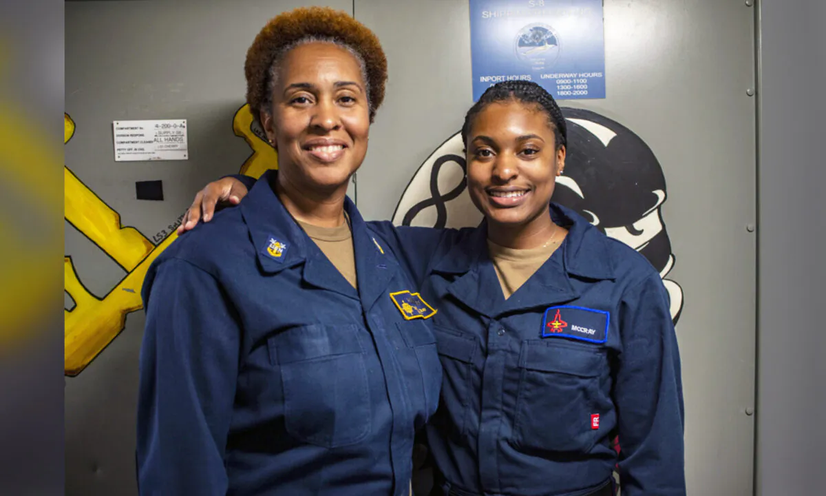 Navy Mom and Daughter Get Rare Chance to Serve on the Same Ship: ‘It’s ...
