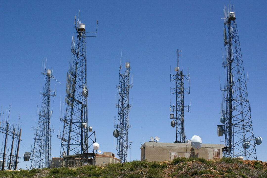 Alabama Radio Station Struggles to Resume Broadcasting After Thieves ...