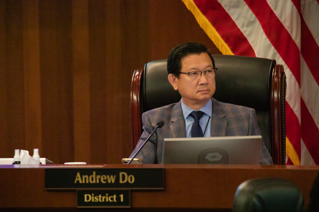 New Orange County Supervisor Sworn in Early to Replace Andrew Do | The ...