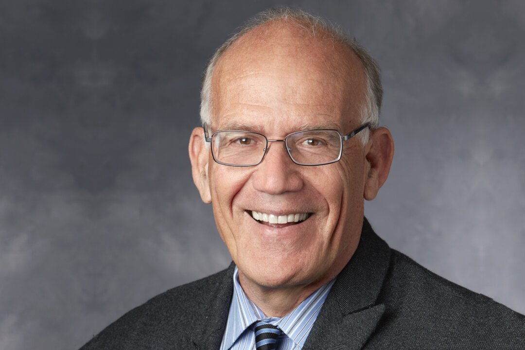 In ‘The Dying Citizen’ Victor Davis Hanson Diagnoses America’s ...