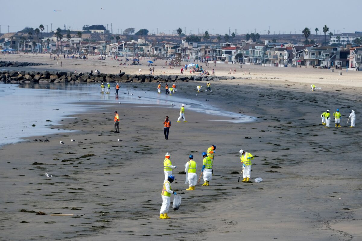 Us Coast Guard Reports Oil Cleanup Done Shoreline Back To Normal Condition