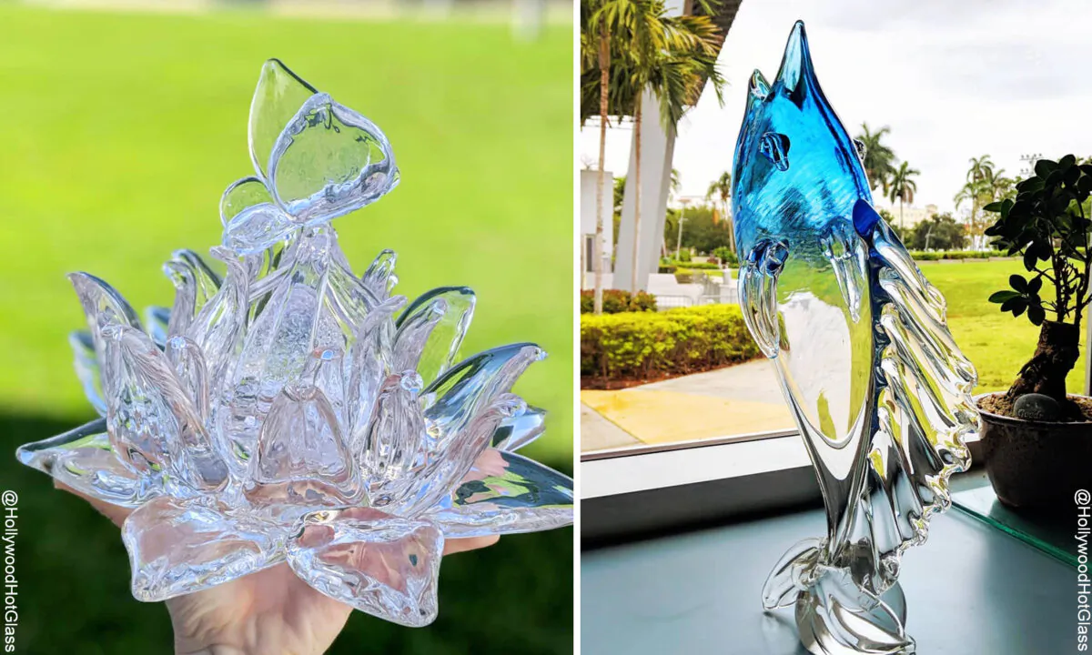 VIDEO: Glassblowing Artist Turns Molten Glass Into Lotus Flowers ...